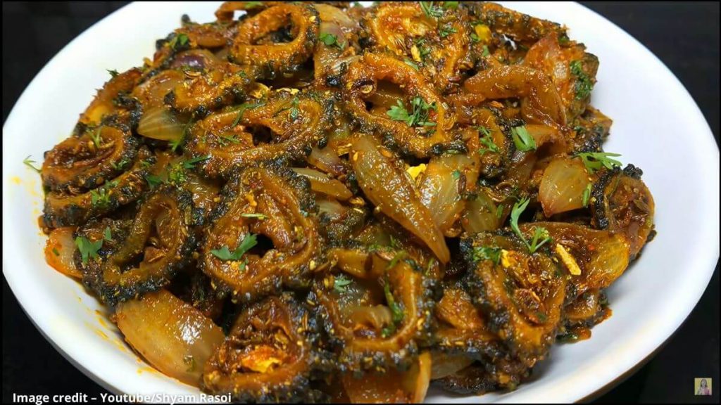 કારેલાનું શાક બનાવવાની રીત | karela nu shaak banavani rit | karela nu ...