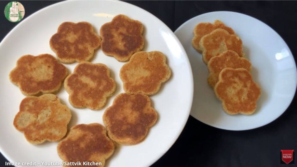 બદામ પુરી બનાવવાની રીત | Badam puri banavani rit | Badam puri recipe in ...